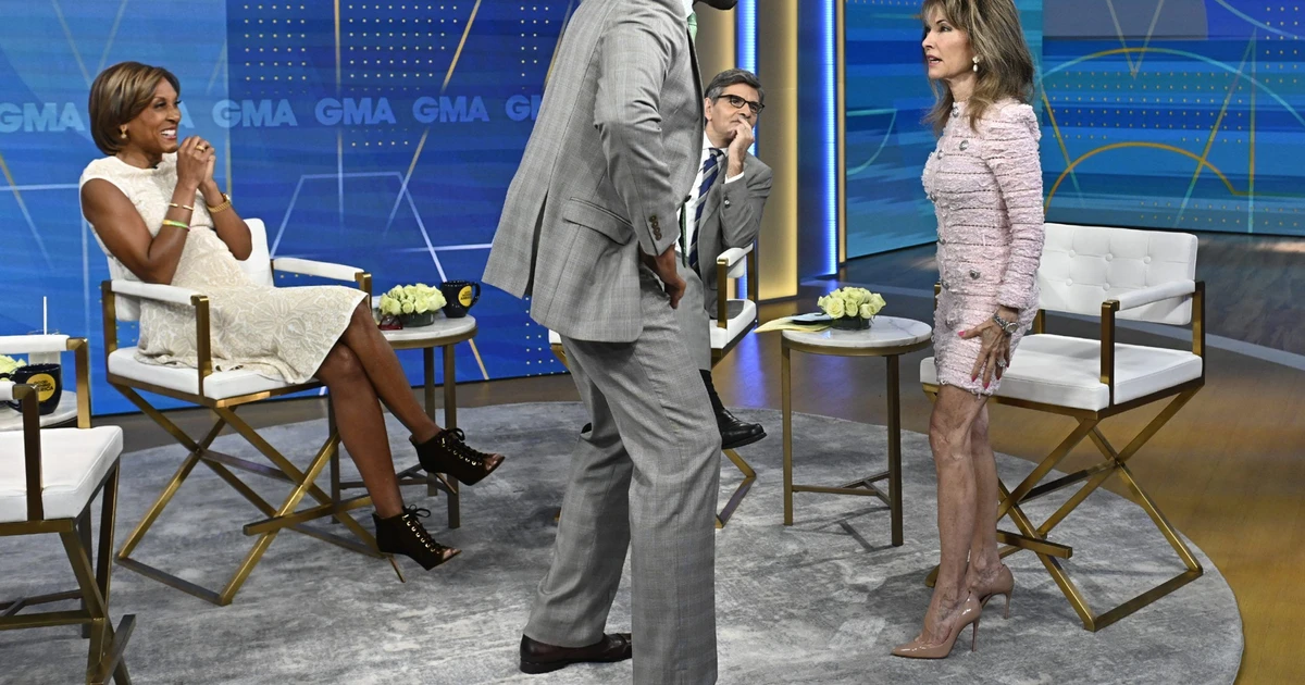 GMA Fans Go Wild As Susan Lucci Slaps Michael Strahan In Epic Showdown