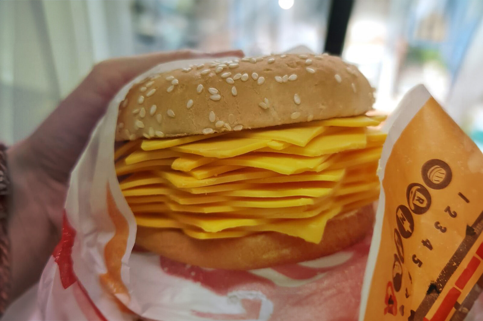 People Can't Finish The Viral Cheeseburger By Burger King Thailand