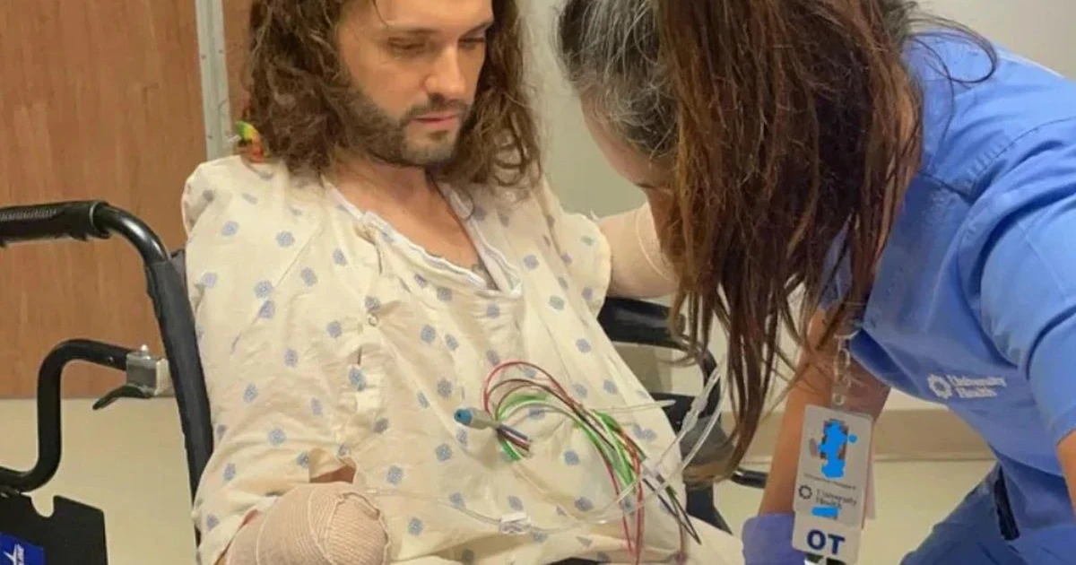 Man Loses Hands And Feet To Deadly Victorian Disease After A Flea Bite