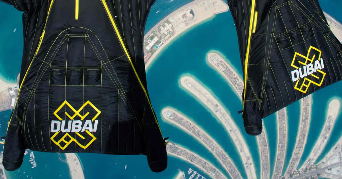 Pilot Faces Manslaughter Charges After Wingsuit Daredevil Was ...