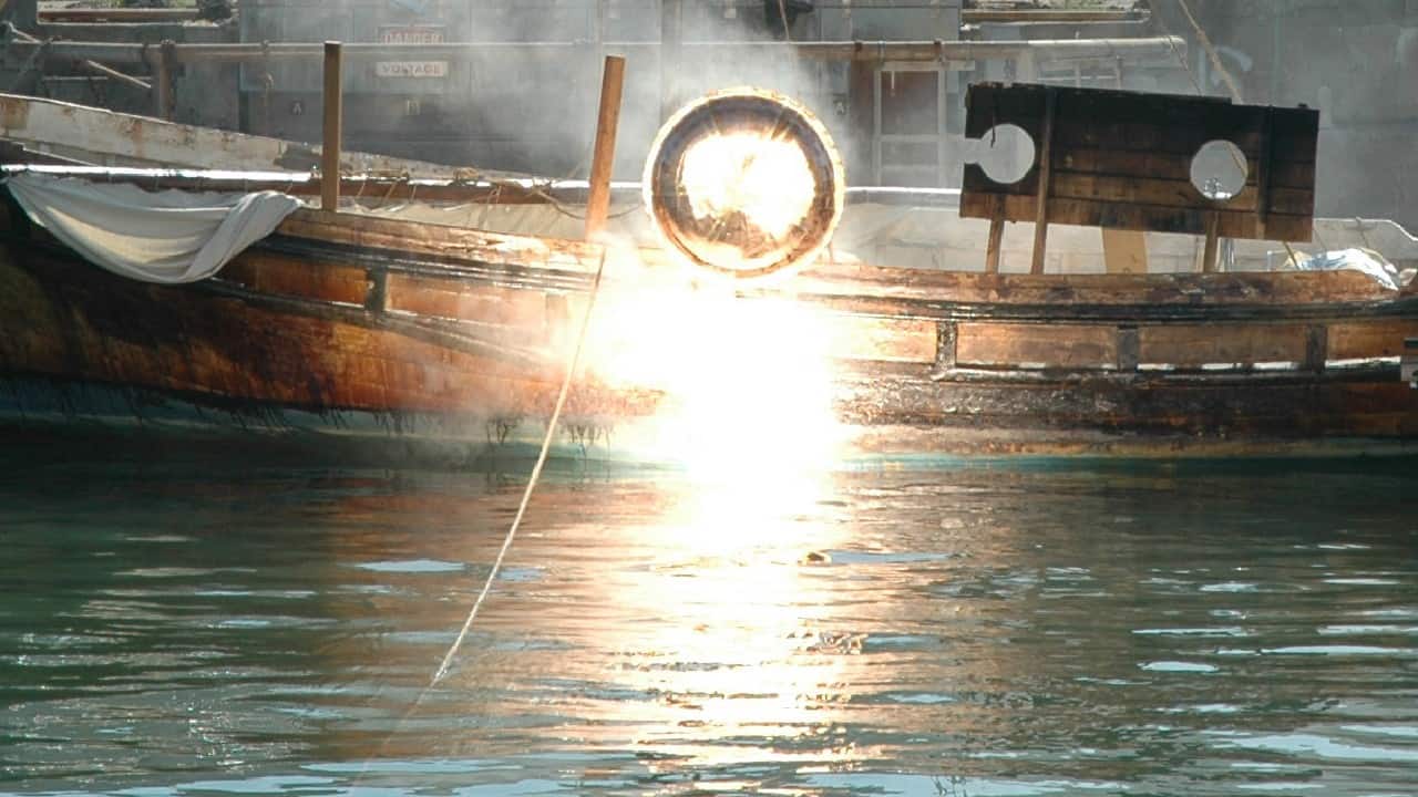 12-Year-Old Replicates 2,000-Year-Old Death Ray With Remarkable Success